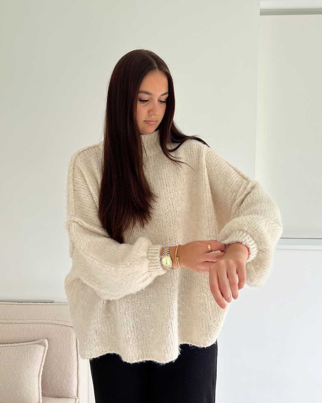 CELINE PULLOVER CREME – Ellcee Studio